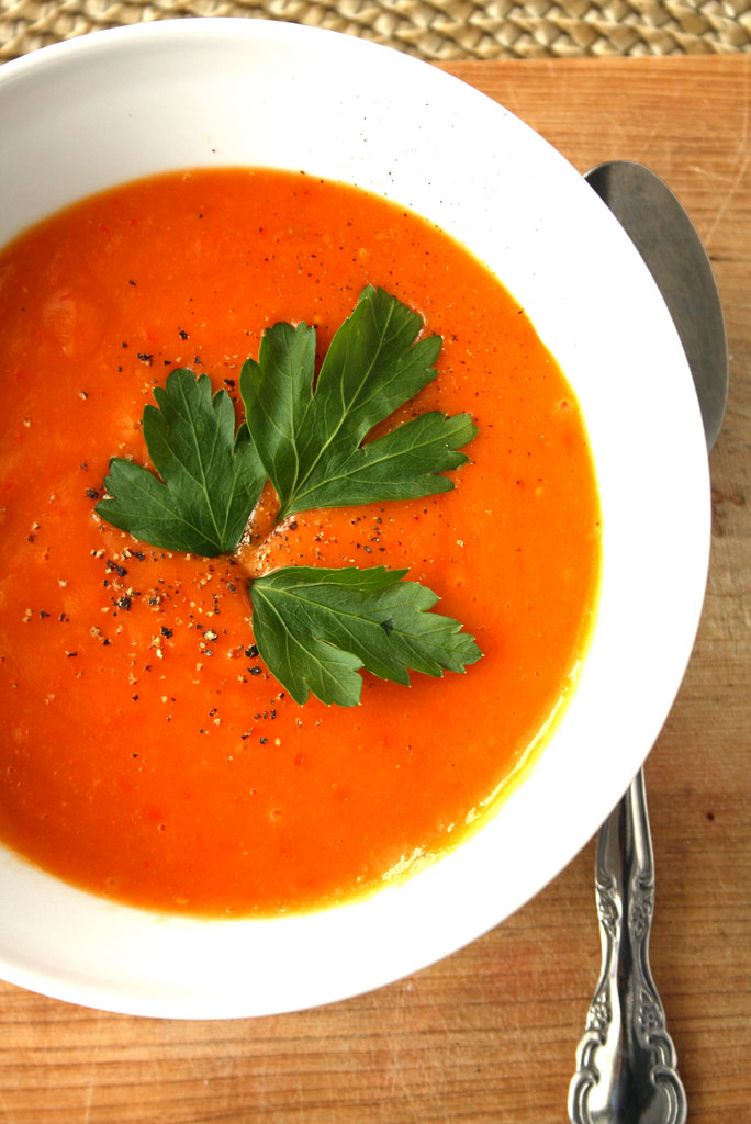 Nadia G’s Bitchin Kitchen Creamy Cream-Less Tomato-Pepper Soup