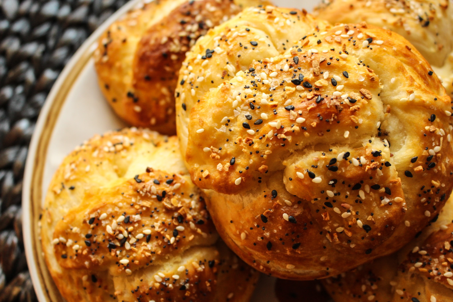 Super Soft & Delicious Pretzels - Suzie The Foodie